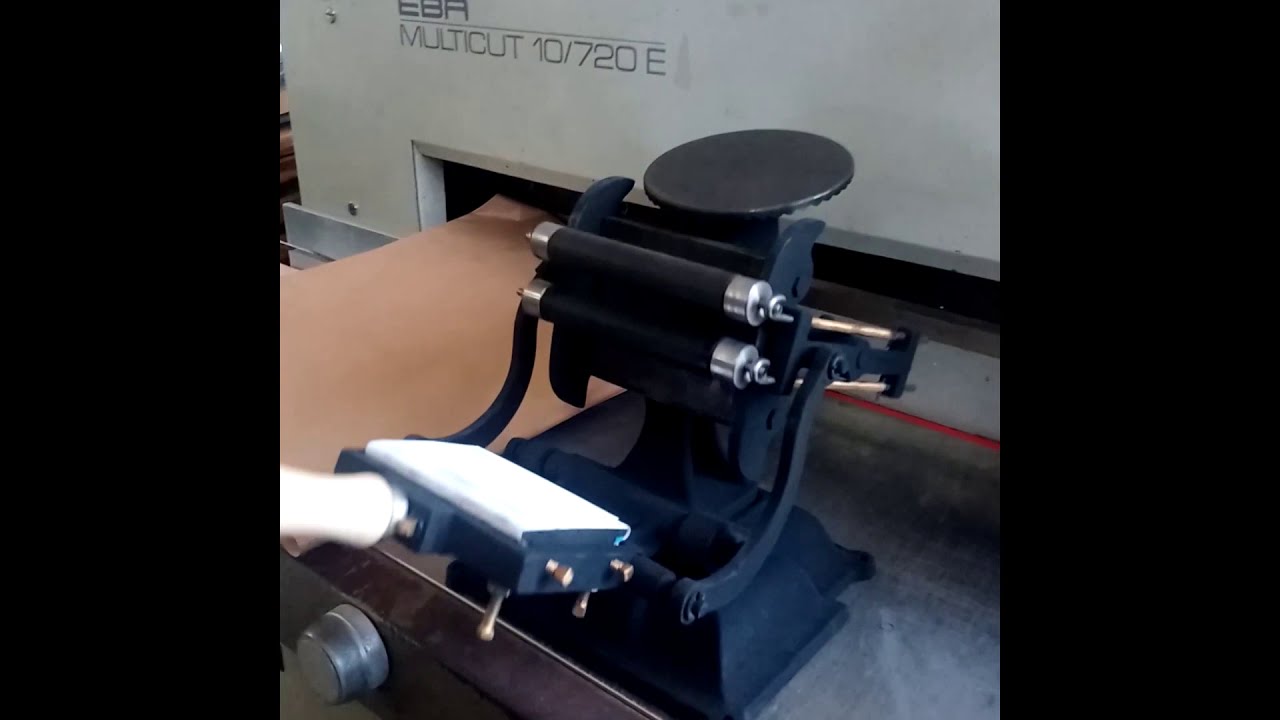 Minerva tipografica de mano ( Prensa Letterpress ) - YouTube