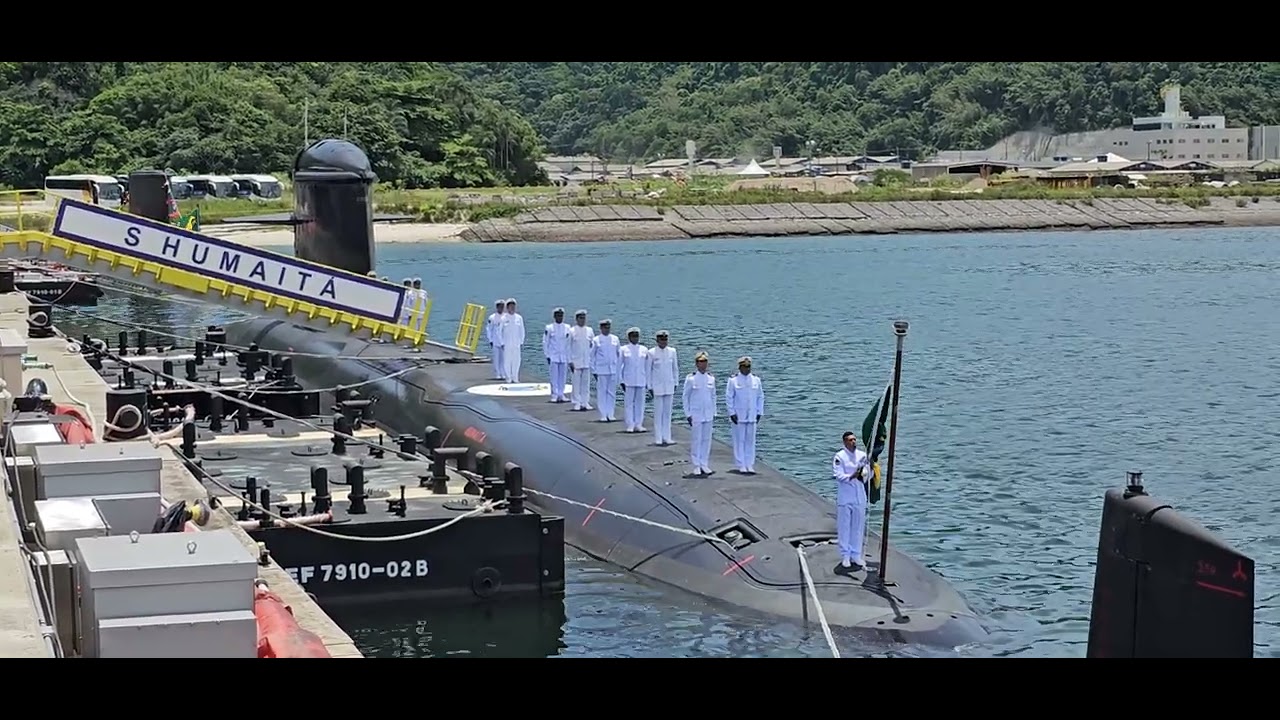 Submarino Humaitá - 1° hasteamento do Pavilhão Nacional - YouTube
