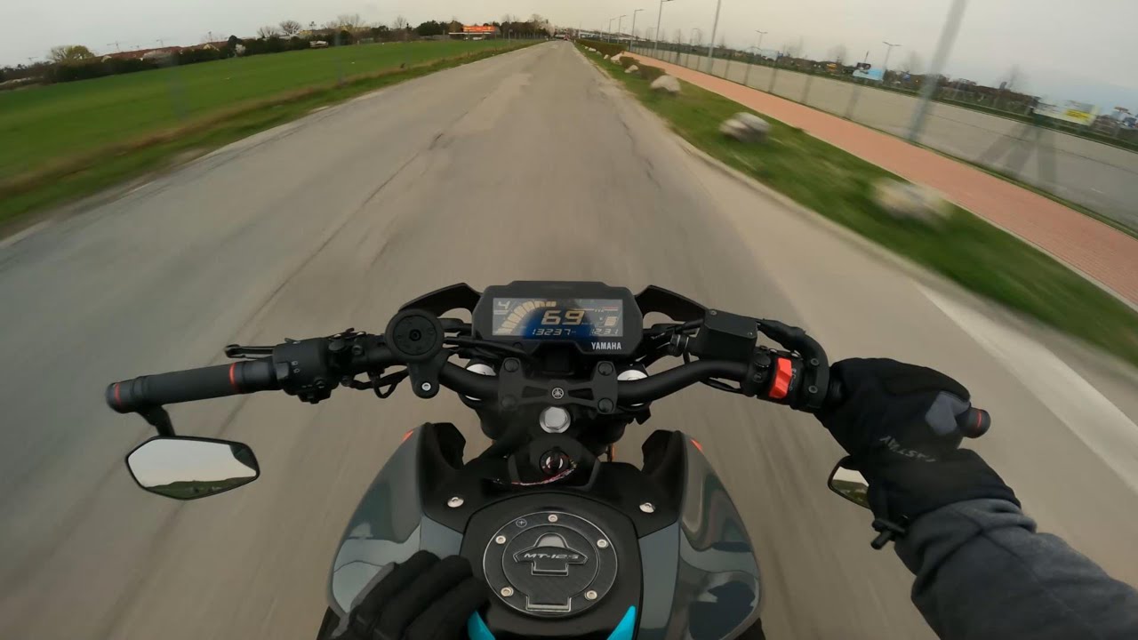 🏍️ Yamaha MT 125 2021 | 0-100 Km/h (60 mph) | Test 3 | With DB Killer ...