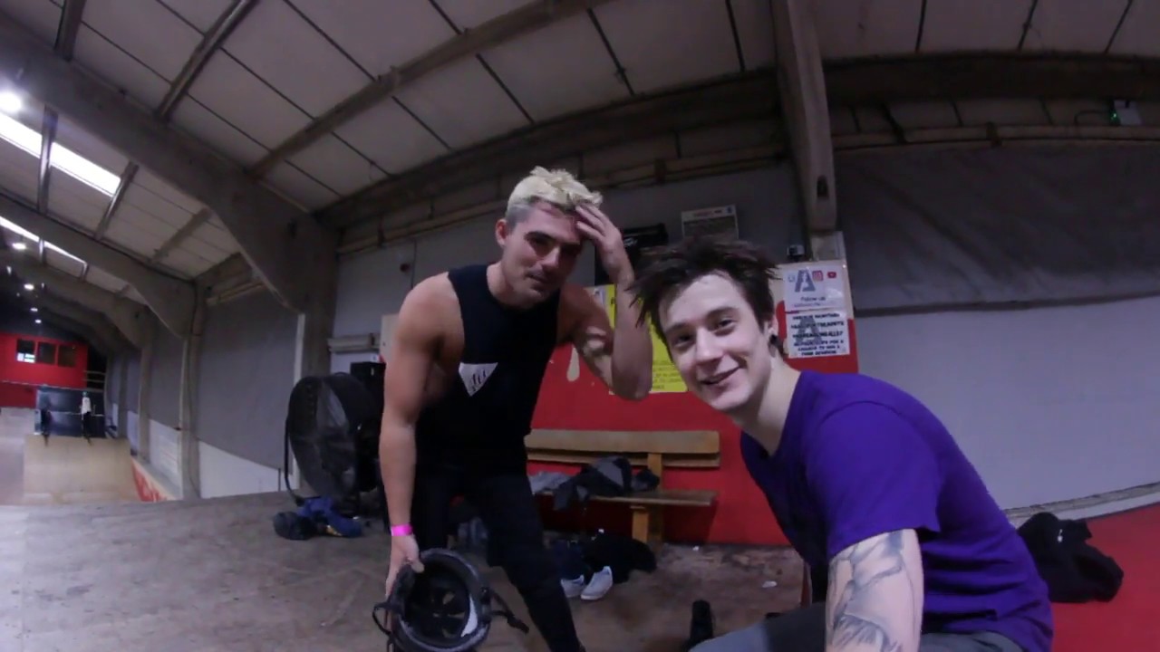 GAME OF SKATE/FLIP - JAY CUTHBERTSON VS CHARLIE HASTINGS - YouTube