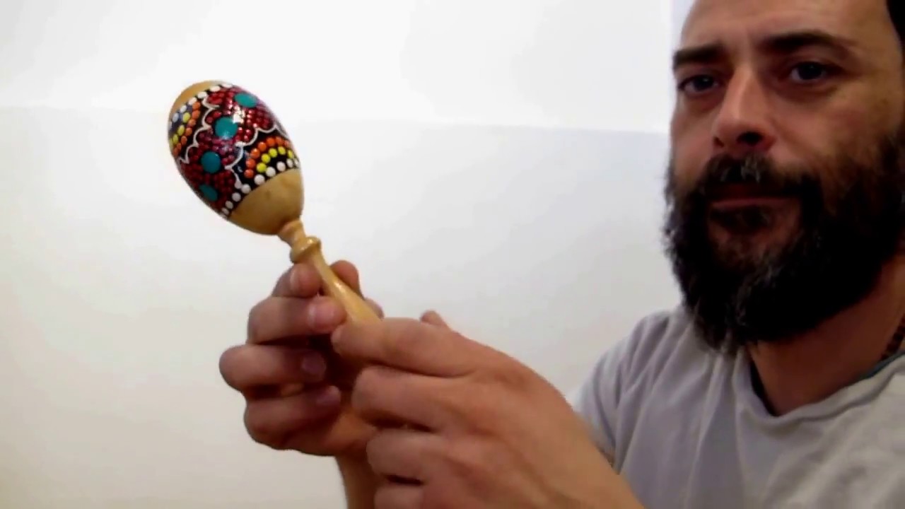 EGG SHAKER MARACA PAINTED - YouTube