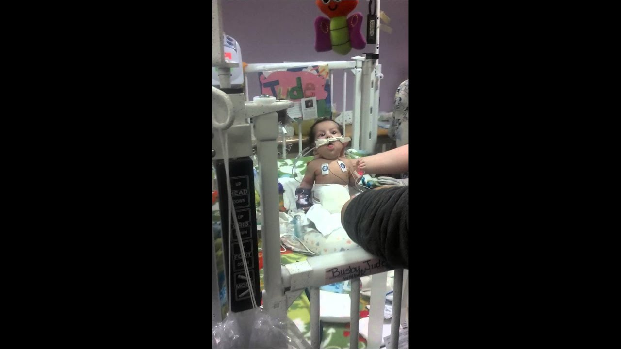 Juderoni self extubated 4/16 - YouTube