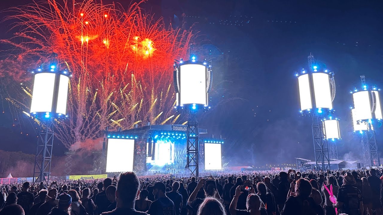 Metallica - Download Festival Night 2🔥 - YouTube