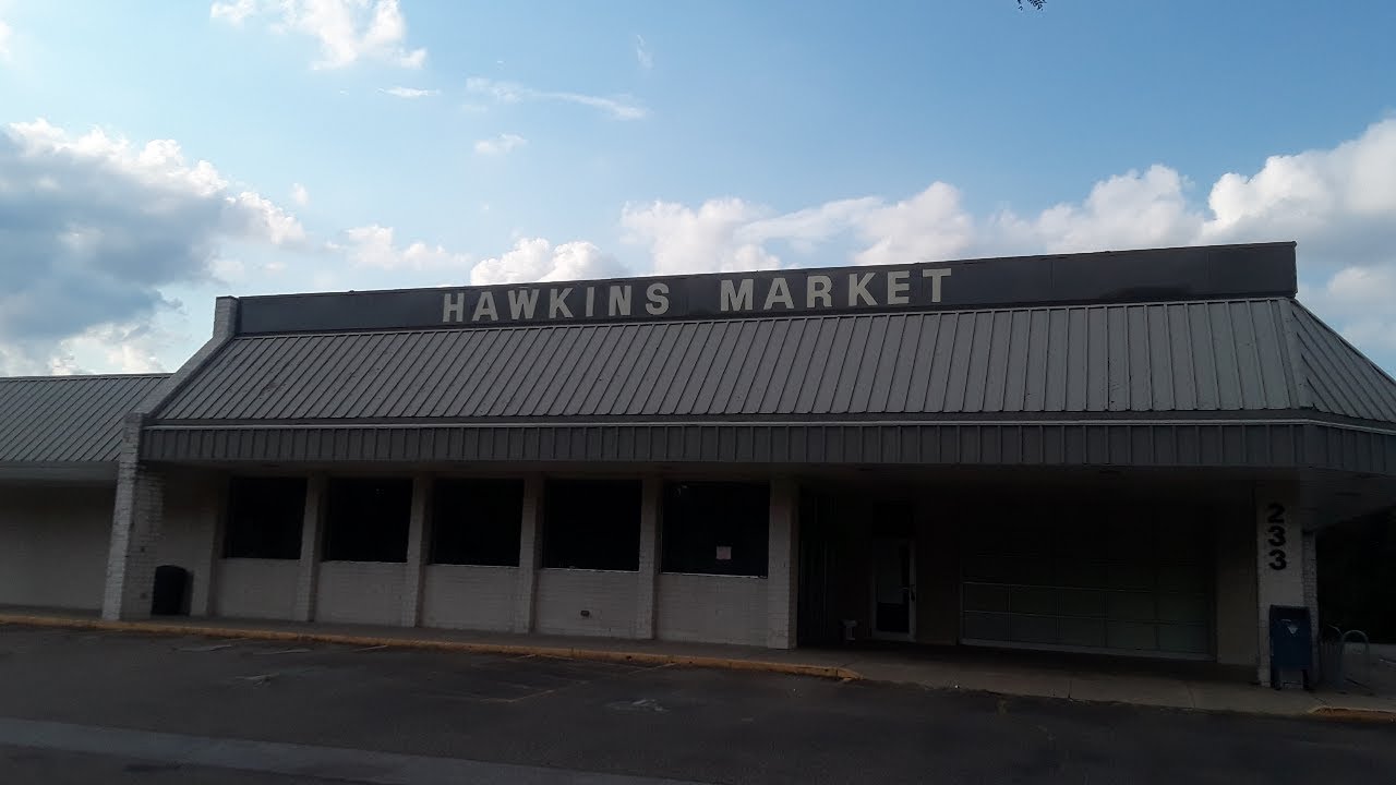 Closed Hawkins Market in Medina, Ohio - YouTube