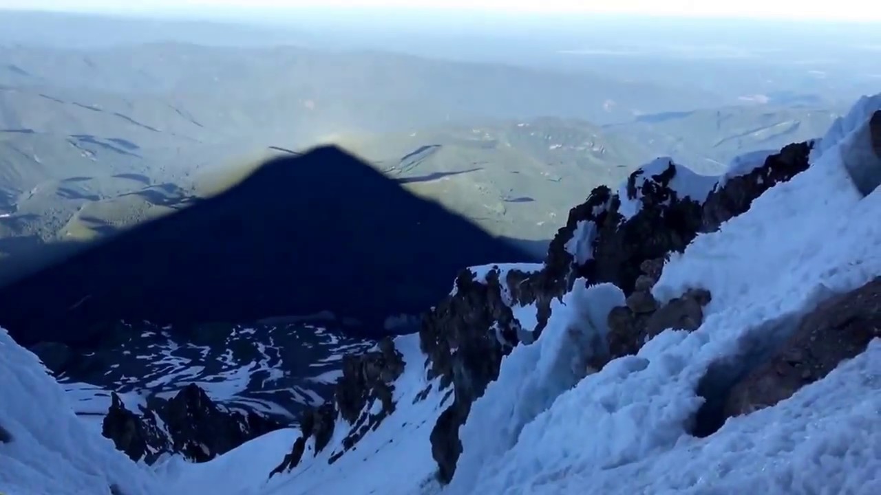 Mount hood 7/8/17 mazama chute top - YouTube