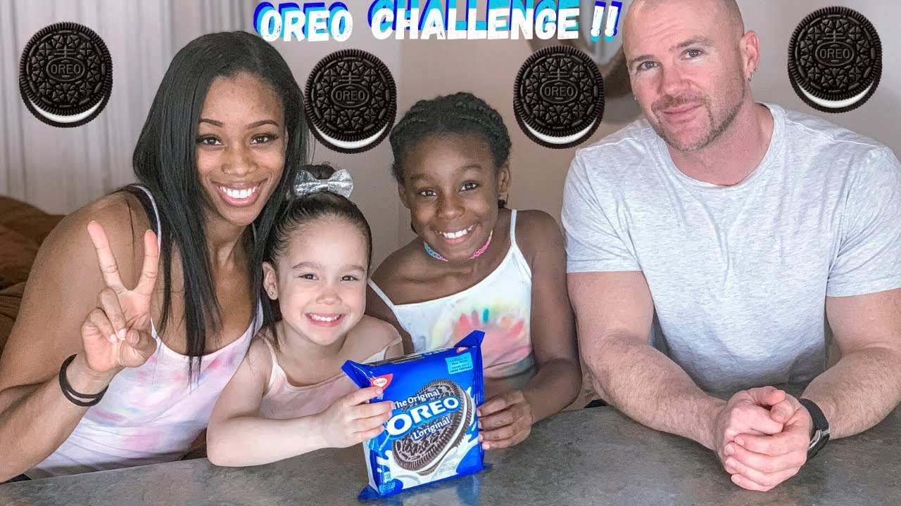 Oreo Cookie Challenge (With the Perfectly Blended Family) | Family Fun ...