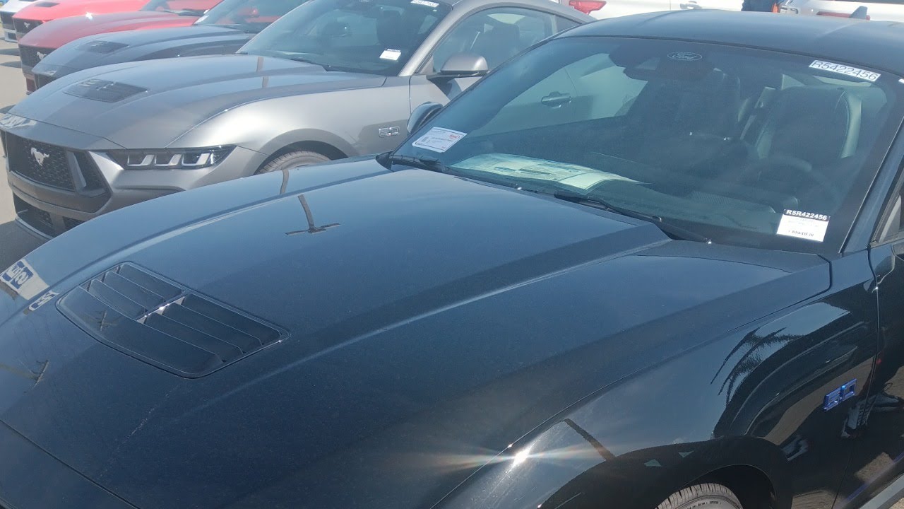 J-rello Got Jam Up In Cartagena Columbiana - YouTube