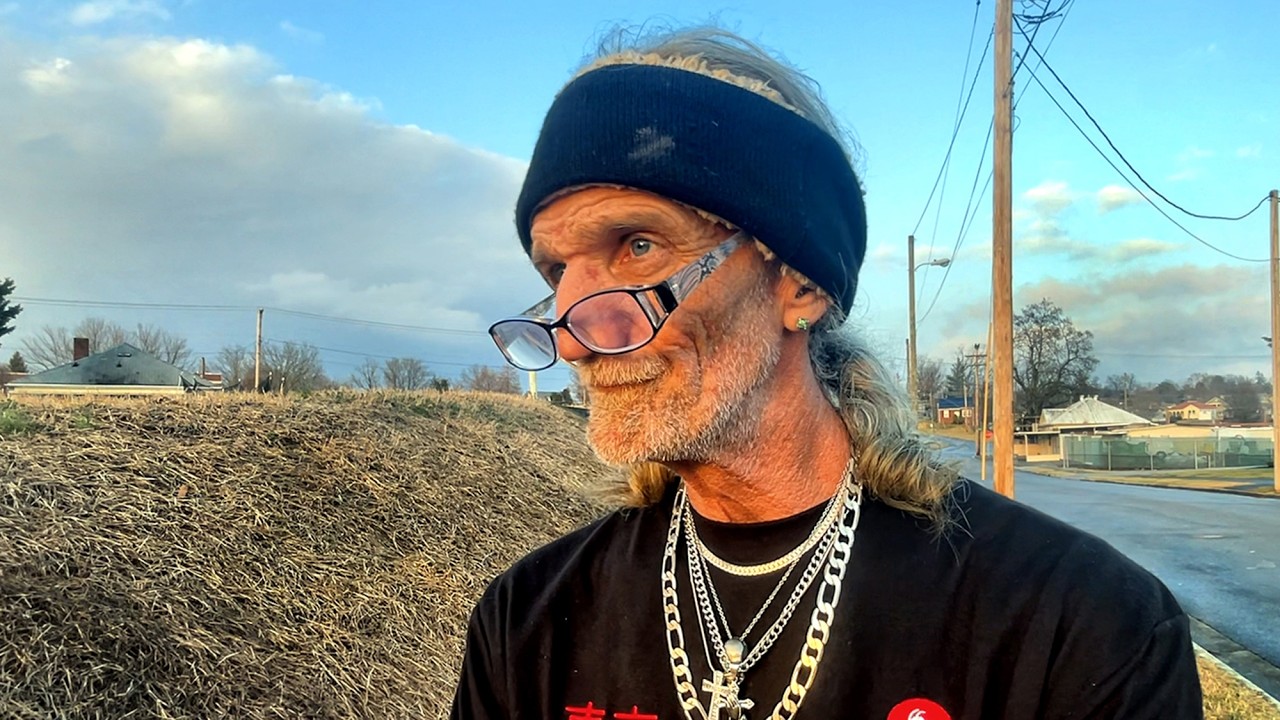 "Mike" Street Voices - YouTube
