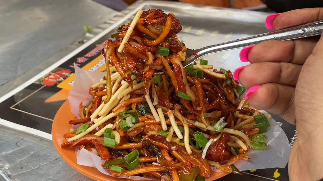 Famous Manchurian Spicy Bhel in Mumbai | Famous on Instagram. - YouTube
