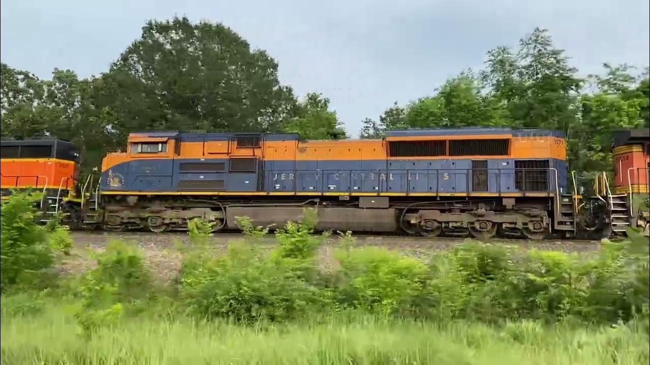 Pacing the BNSF H-STLTUL with NS 1071 in tow! - YouTube