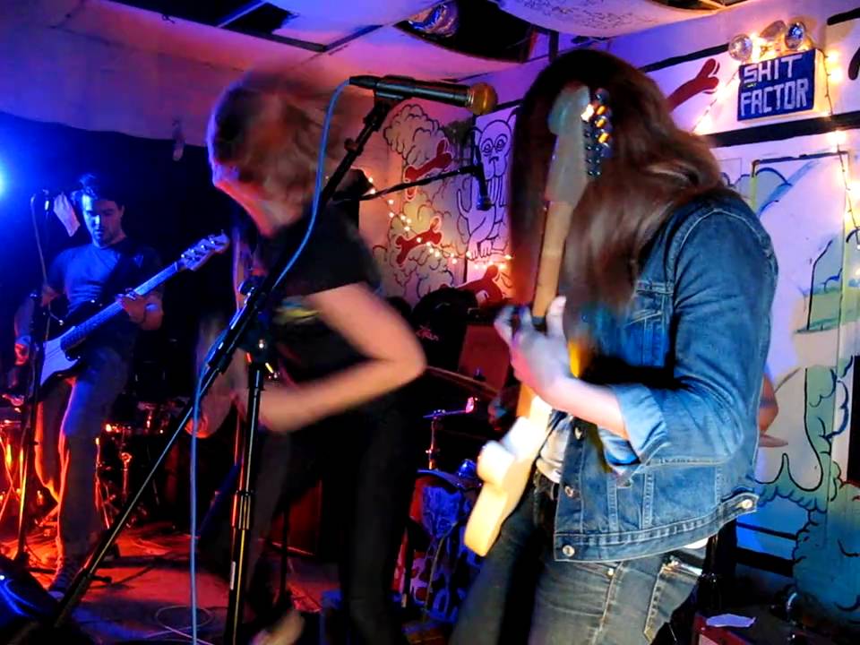 HEAVY CREAM dead beat DEATH BY AUDIO Brooklyn NYC March 10 2011 - YouTube