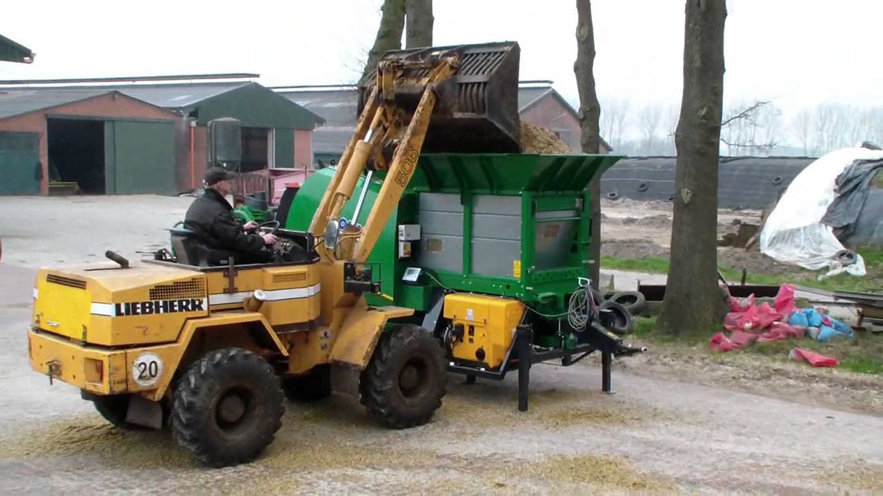 Agronic MR 820 MultiBaler - Diesel engine + hydropackage - YouTube