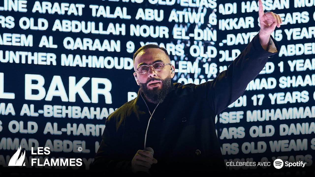 Médine performe "Gaza Soccer Beach" en live | LES FLAMMES 2024 - YouTube