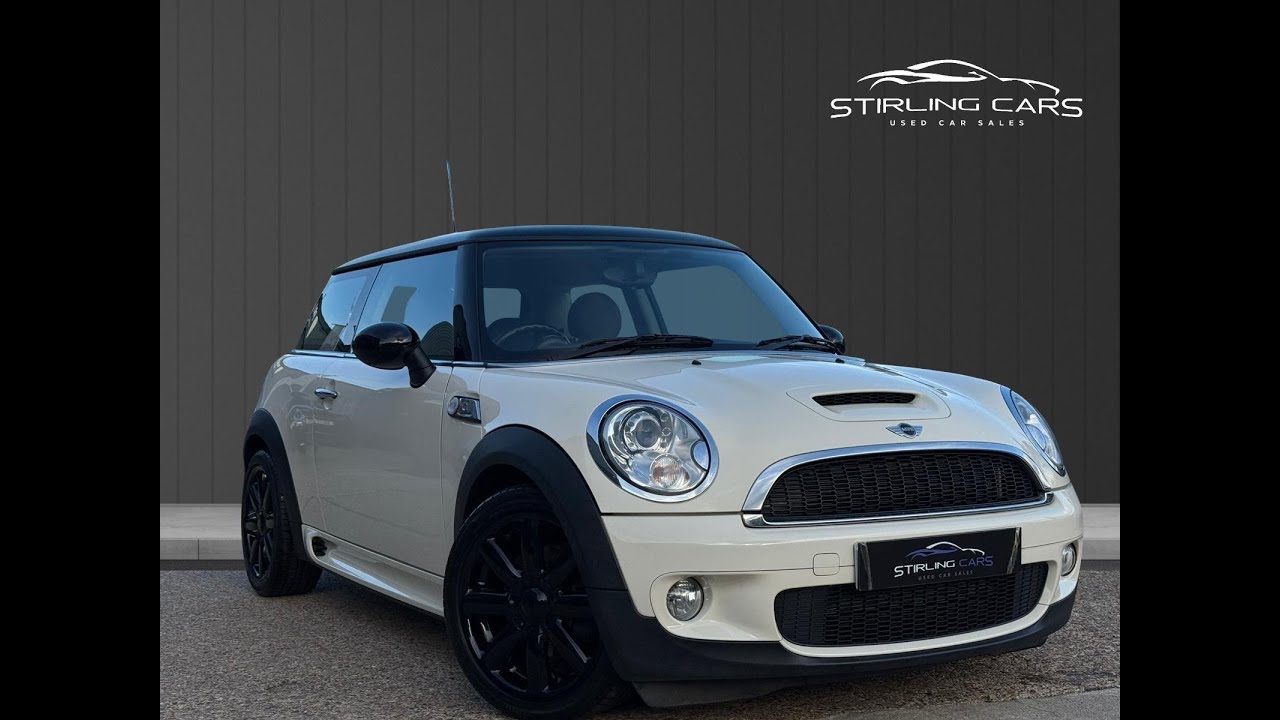 MINI COOPER S WHITE AND BLACK - YouTube