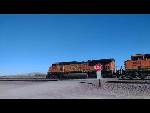 Monster WB BNSF Loaded Cottonseed Train Feat Warbonnet In Daggett Ca! #bigbossrailfanner - YouTube