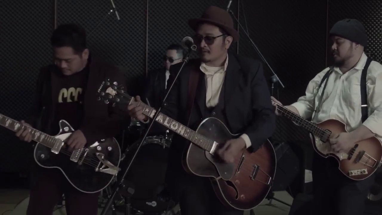 Sore ssst... Band indie - YouTube