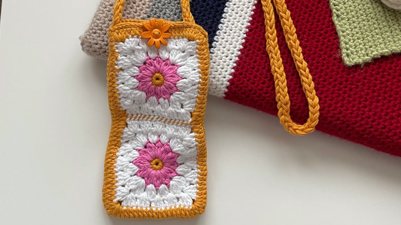 Crochet Phone Cover/Phone Bag - Daisy Flower Granny Square Pattern ...