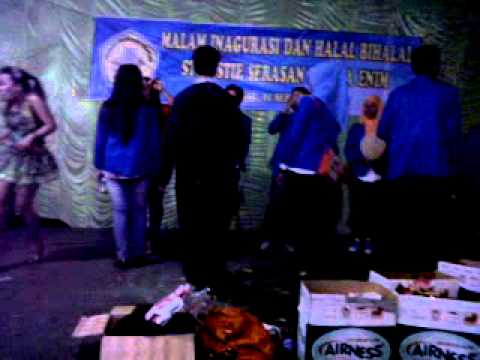 kampus serasan goyang sma biduan