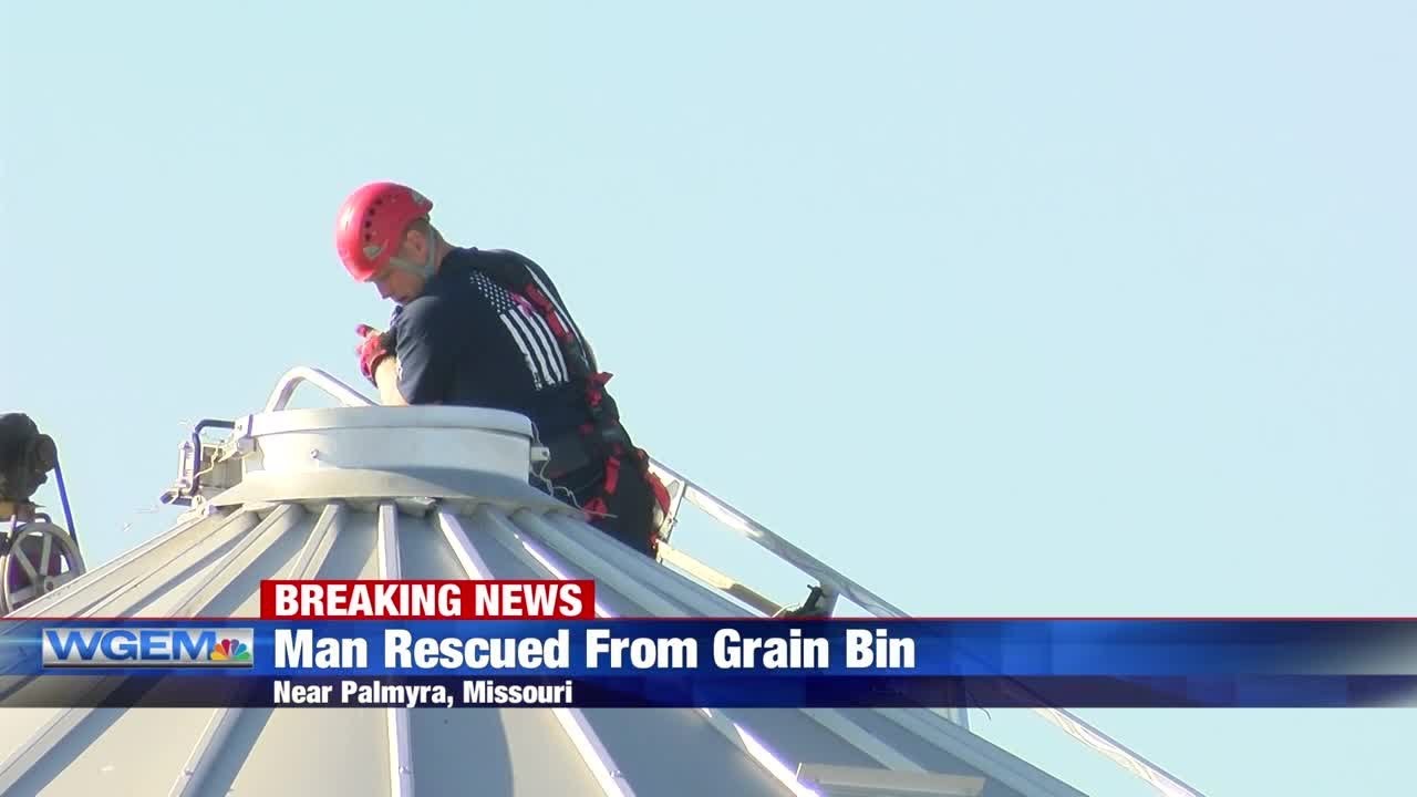 Man rescued from grain bin near Palmyra - YouTube