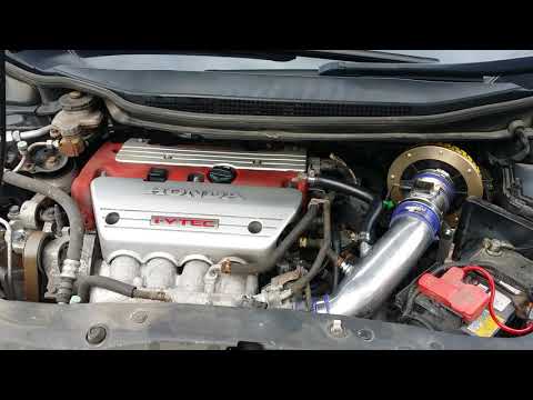 Honda Civic Type R FN2 - stock engine with HKS RSK intake - revving ...
