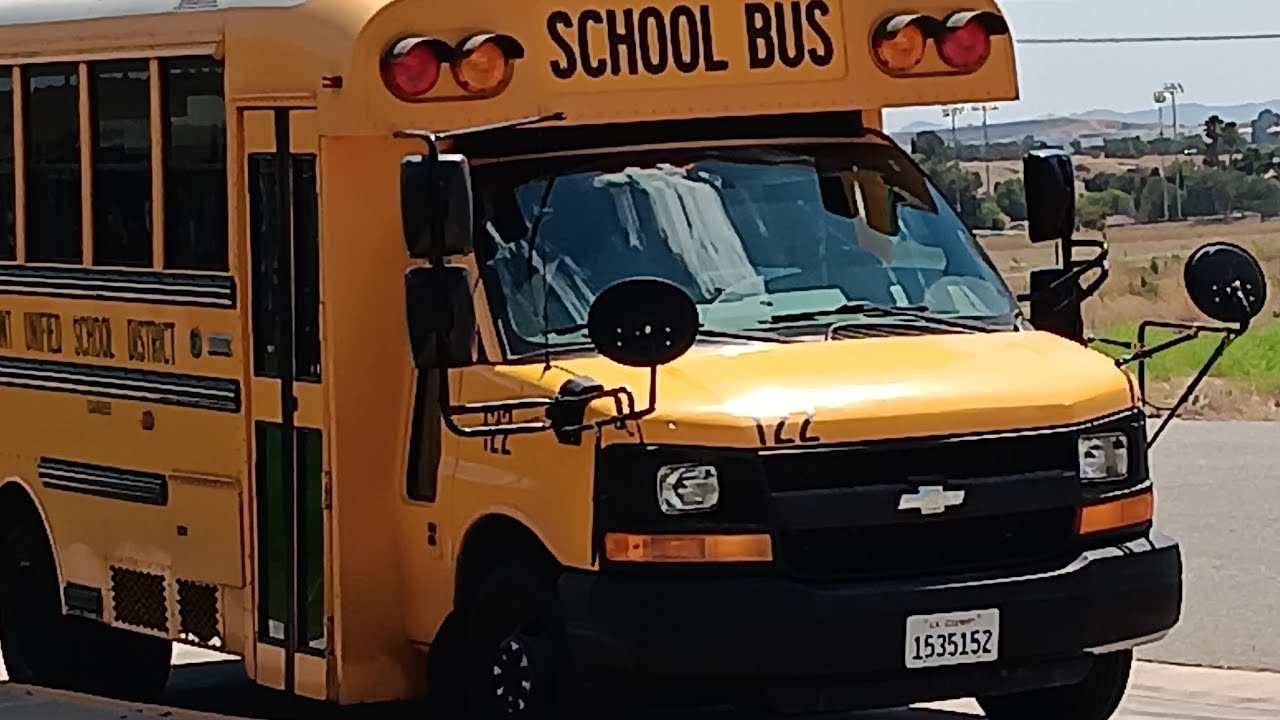 2015 Thomas Minotour Ride On School Bus - YouTube