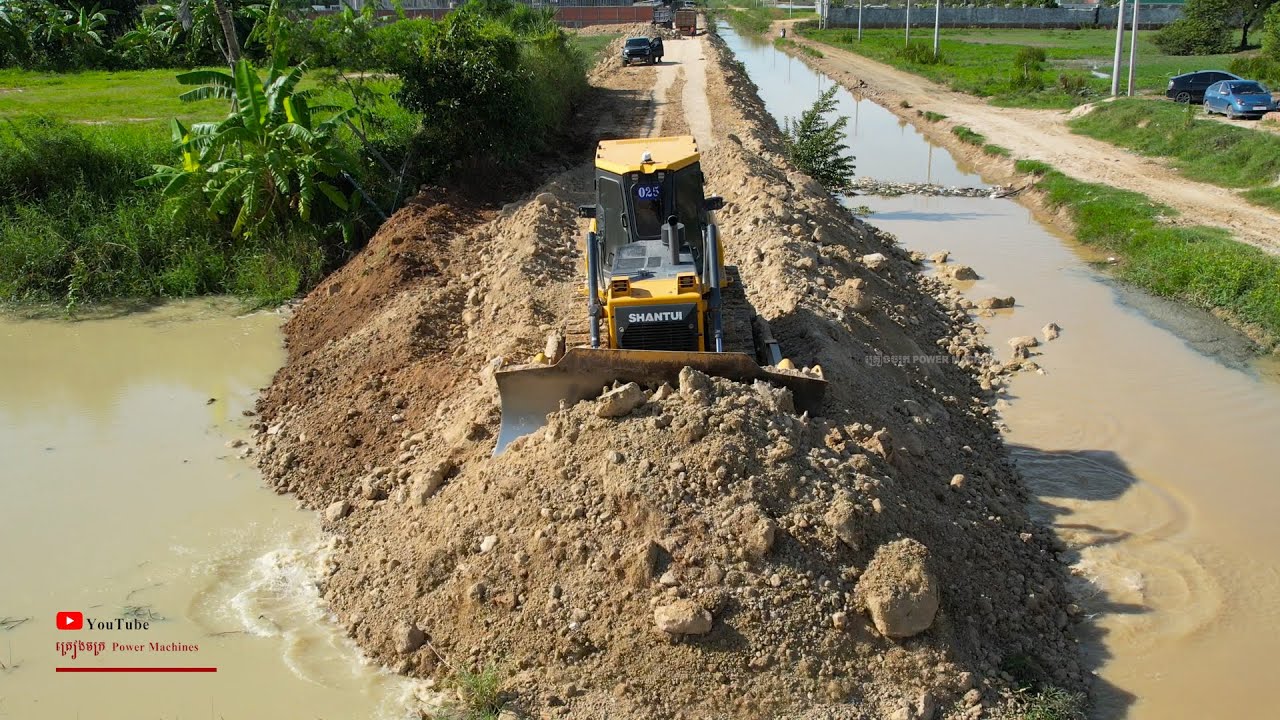 Beautiful Bulldozer Cutting Soiled Of Heavy Truck Spreading & Designer ...