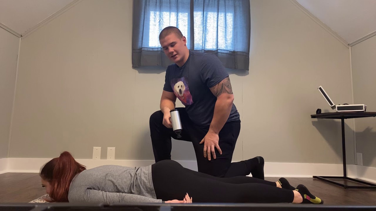 Muscle percussion mid back - YouTube