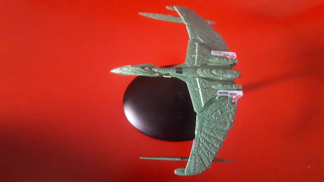 Closer Look At The Romulan Valdore Class Warbird *Star Trek Starships ...