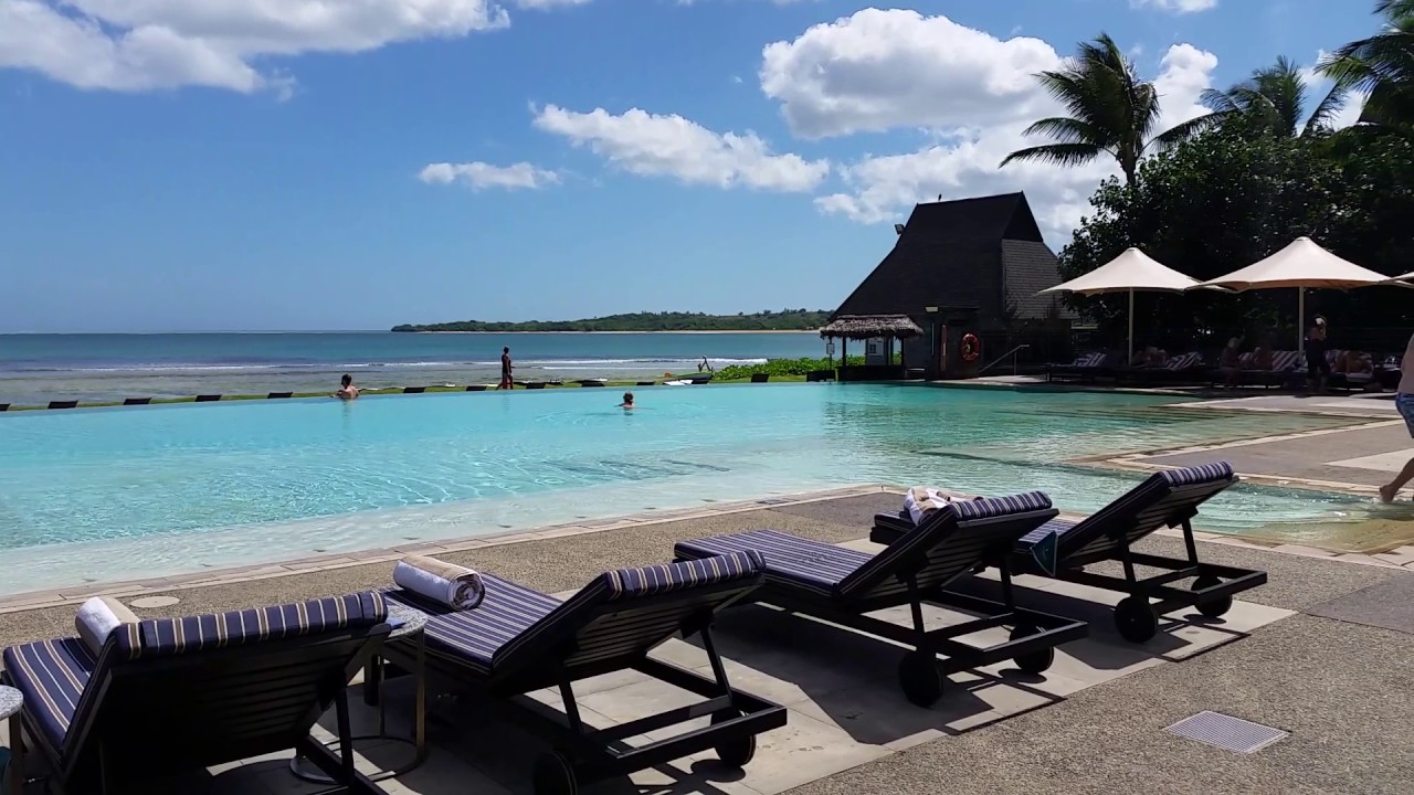 Intercontinental Fiji Golf Resort & Spa. Infinity pool. April 2017 ...