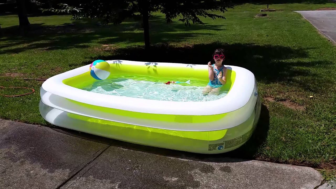 Pool suprise - YouTube