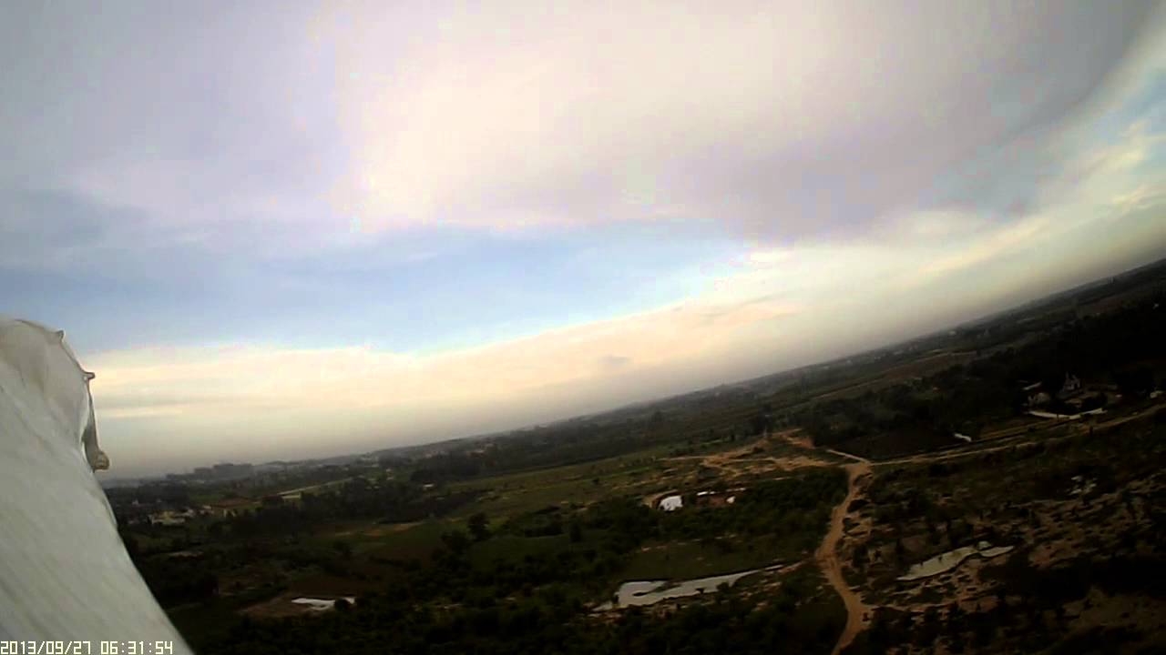 Schraut FPV 30inch Scratch built coroplast Flying Wing - Aerial video ...