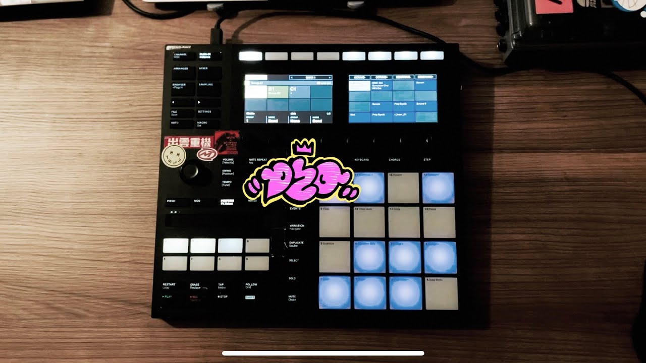 Is This Maschine sounds as an old MPC? - YouTube