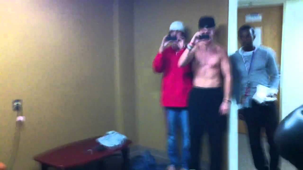 Dorm Boxing Full Fight - YouTube
