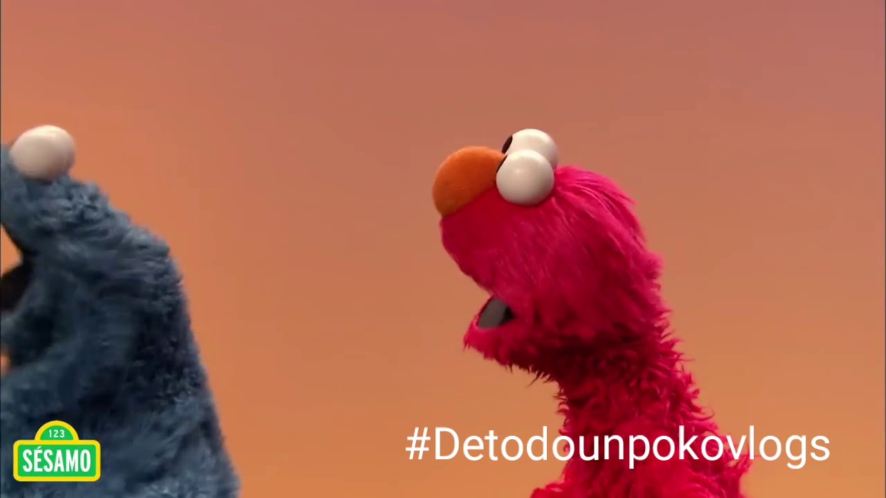 Elmo cholo tumbando celulares - YouTube