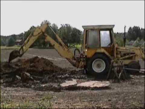 International 3500A Backhoe loader tractor - YouTube