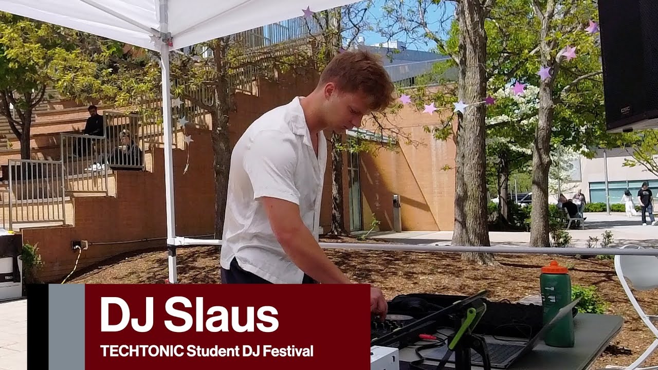 DJ Slaus - TECHTONIC MIT Student DJ Showcase - YouTube