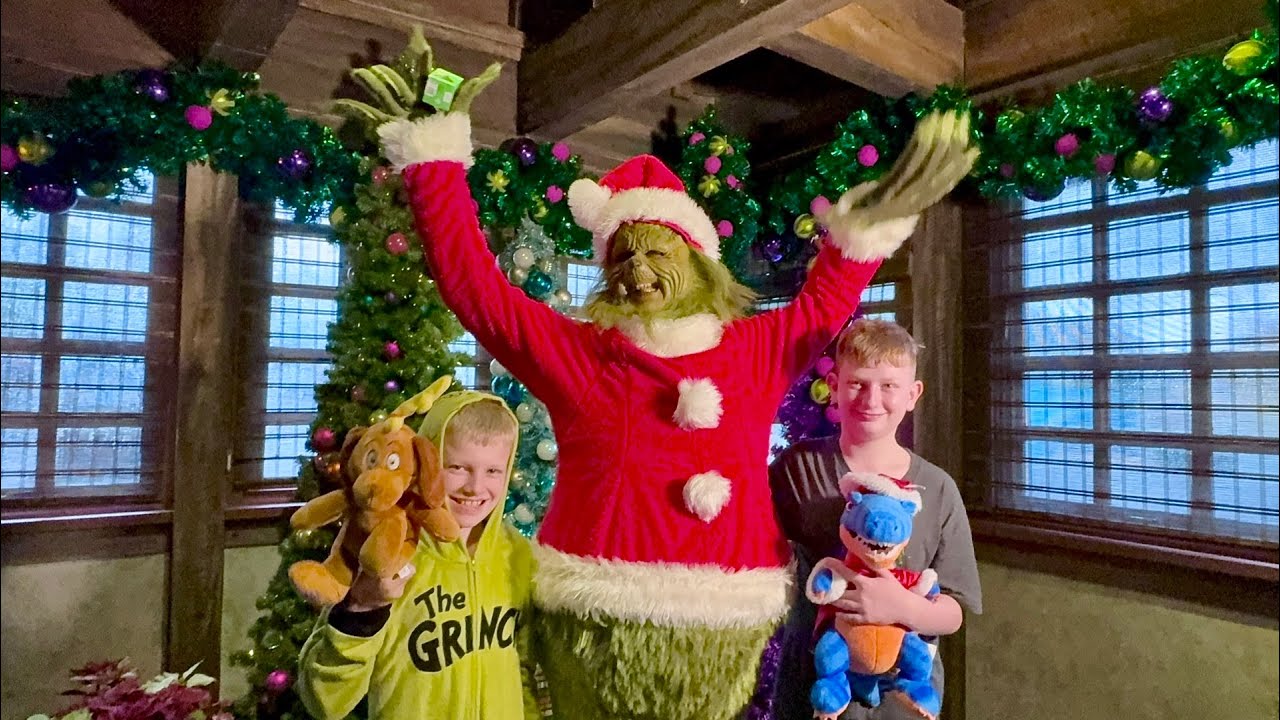 The Grinch Meet and Greet at The Grinch and Friends Character Breakfast ...