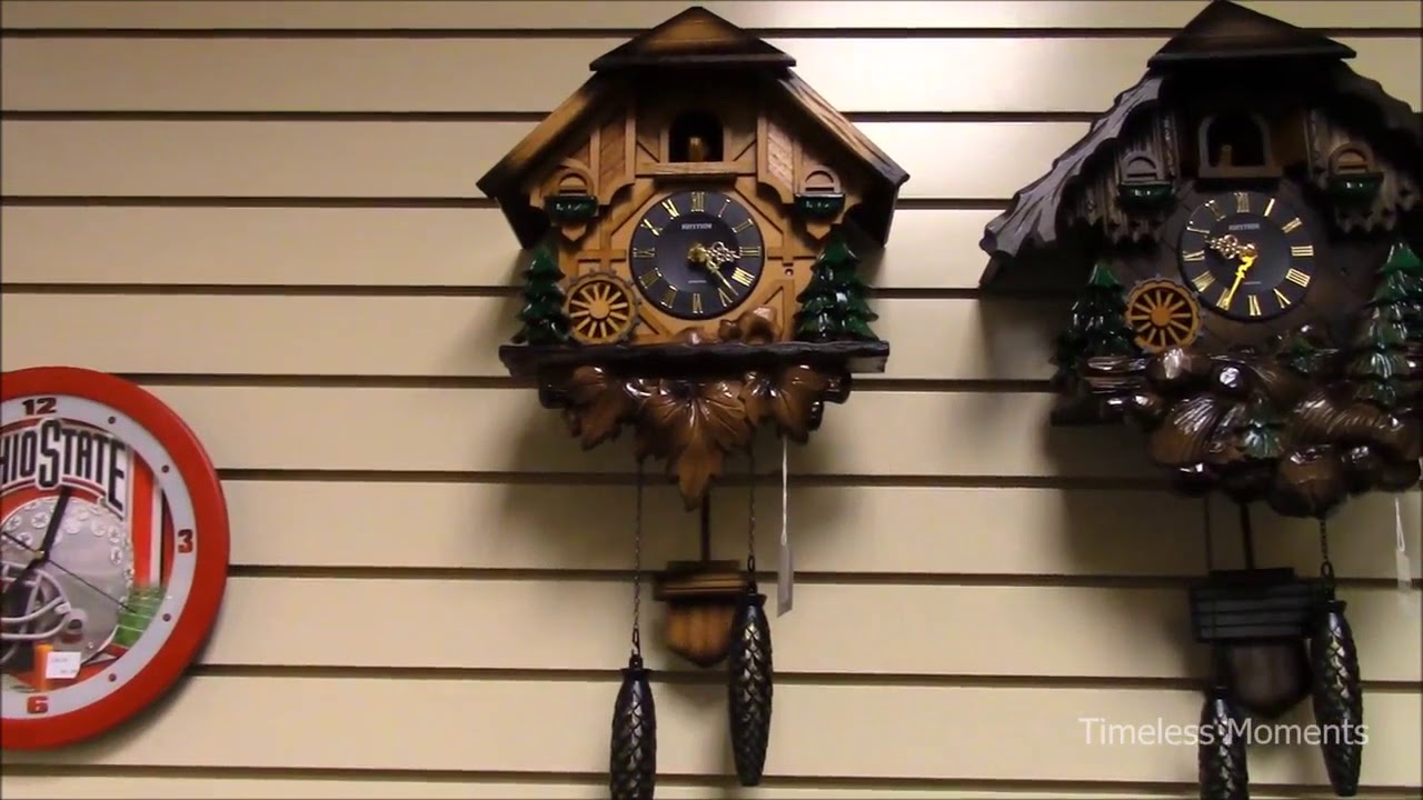 RHYTHM Cuckoo Clock 4MJ423 R06 - YouTube