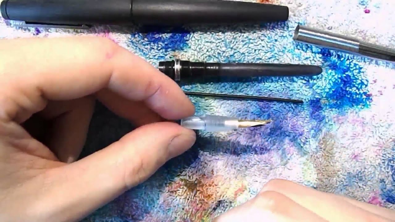 Fountain Pen Shootout #53: The Classics - YouTube