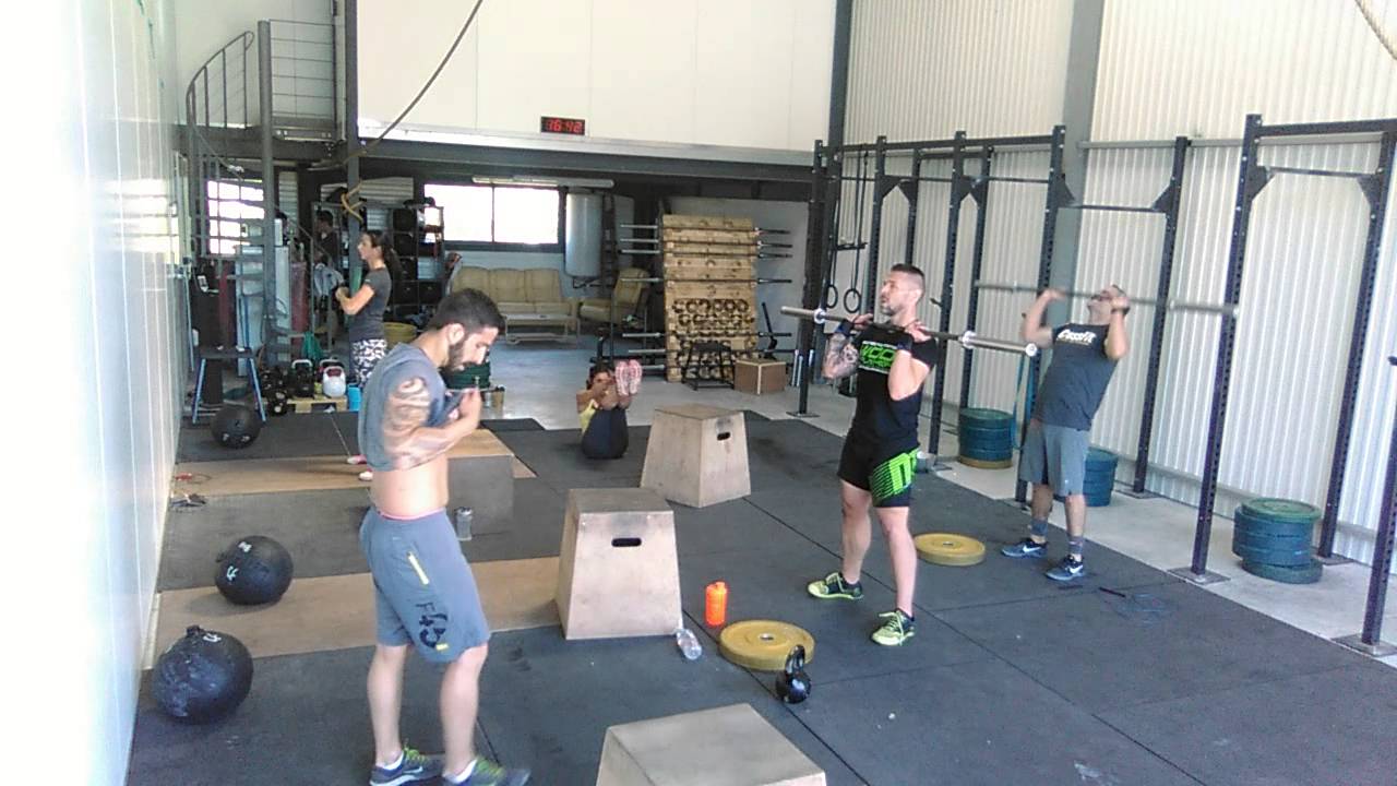 wod filthy 50 du 21/05/2015 crossfit six-fours - YouTube