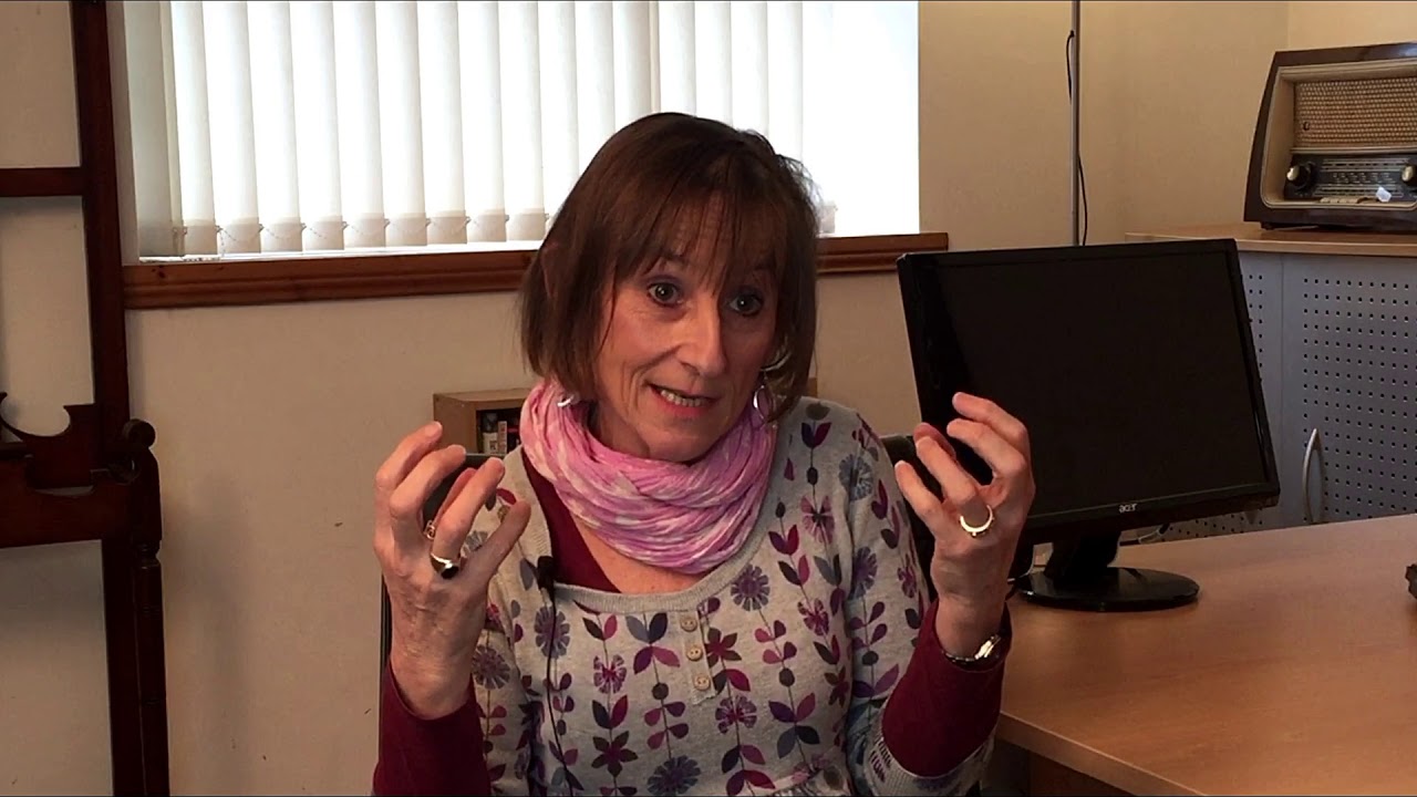 What is a mindfulness course helpful for - Susan Barrett - YouTube