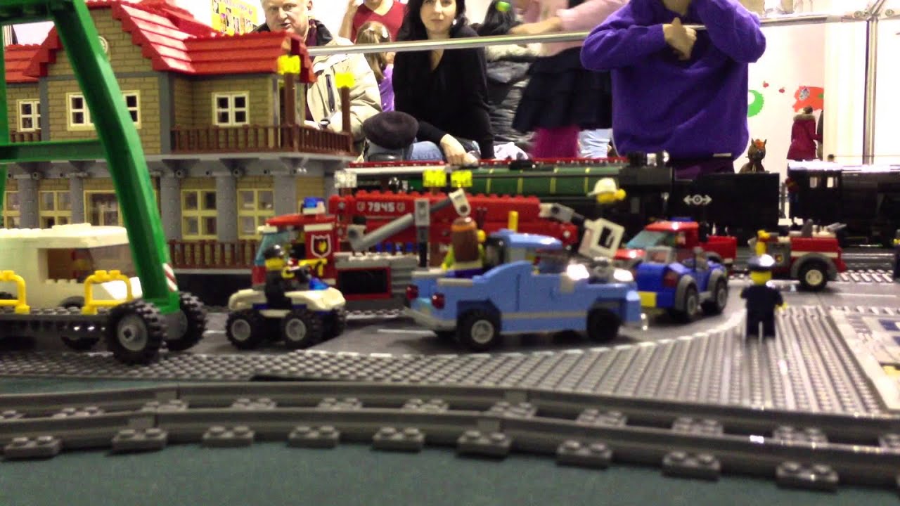 LEGO mini train-show in Kiev 2013 - YouTube