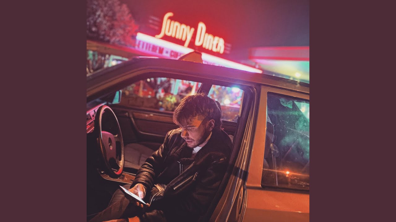 Miért vagy szép nekem - YouTube Music