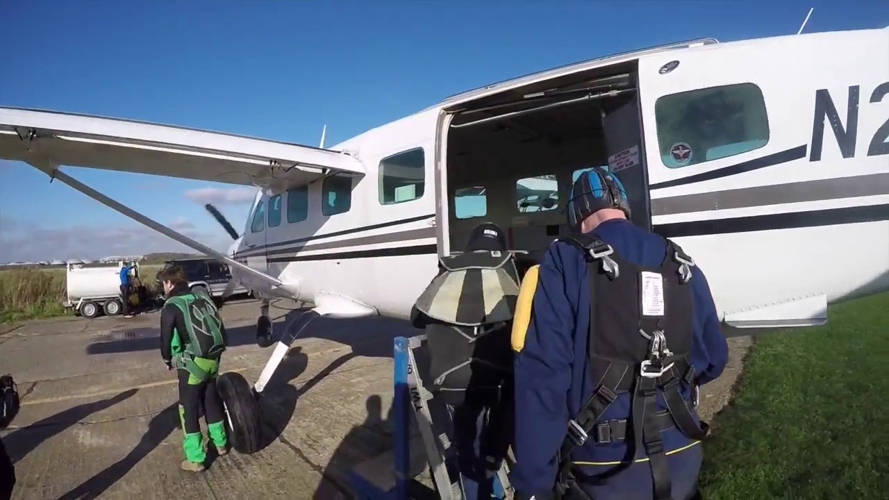 First tandem skydive at Beccles with UK Parachuting at approx 12,000ft ...