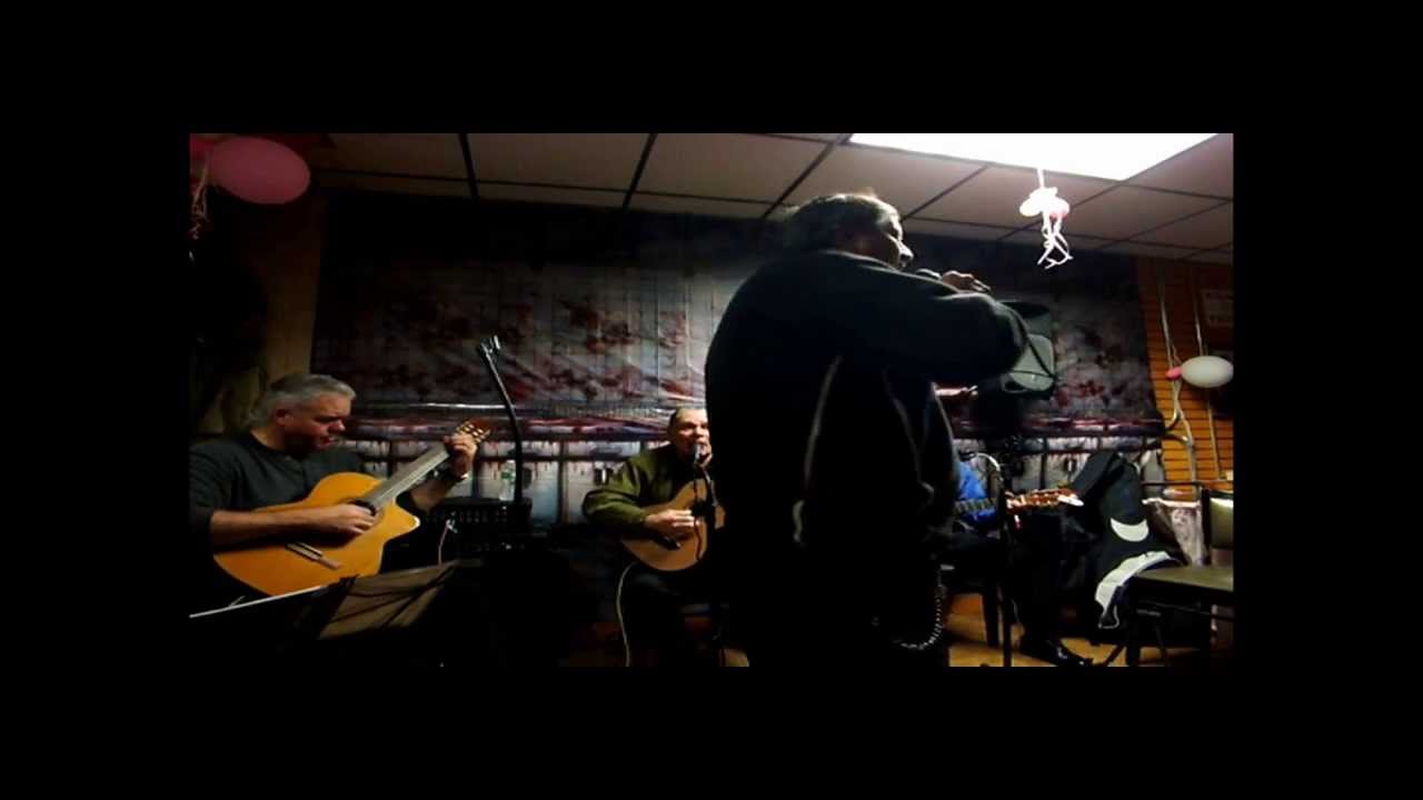 El Bardo - Canta Eric Ramos y Jose Fantauzzi - YouTube