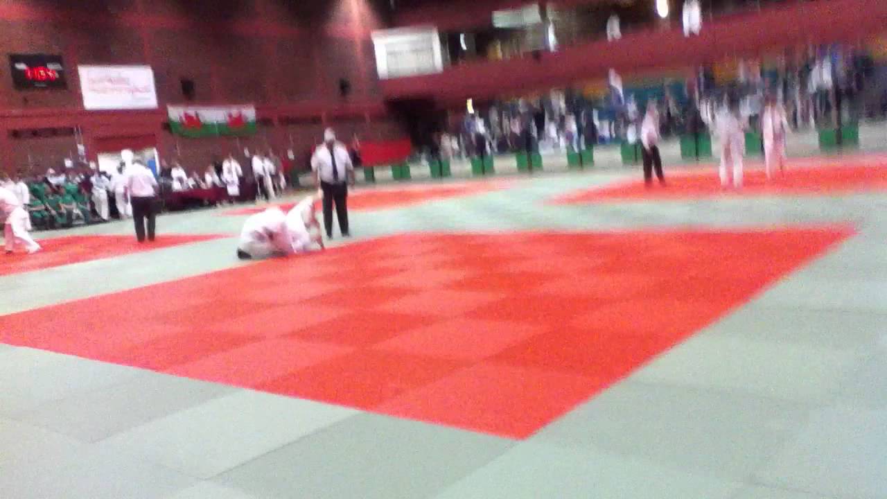 Scott Cusack 1 Welsh Open 2014 - YouTube