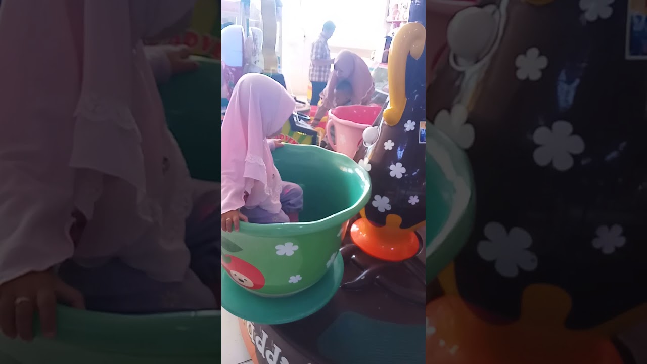 Kakak Adek Main Bersama Youtube