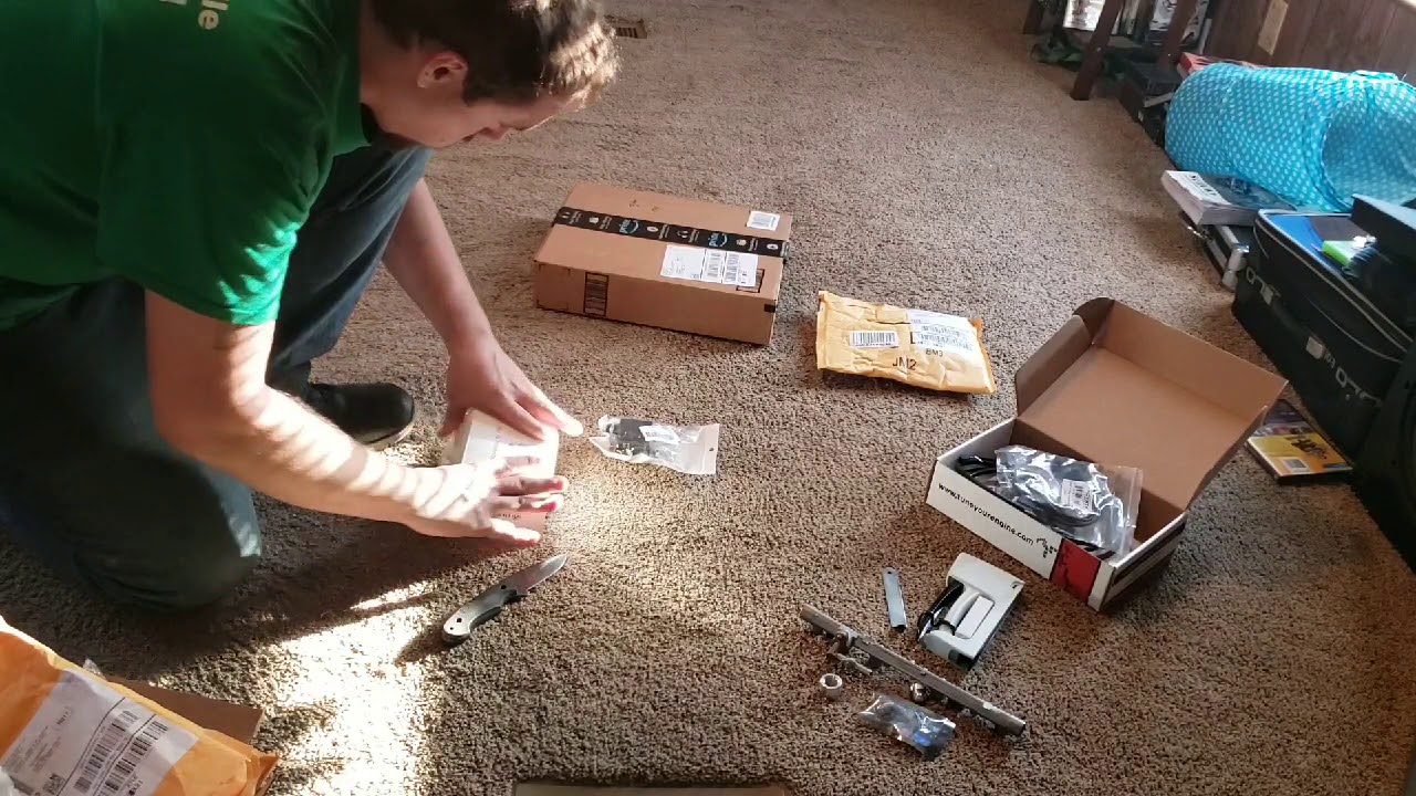 Second round of presents unboxing - YouTube