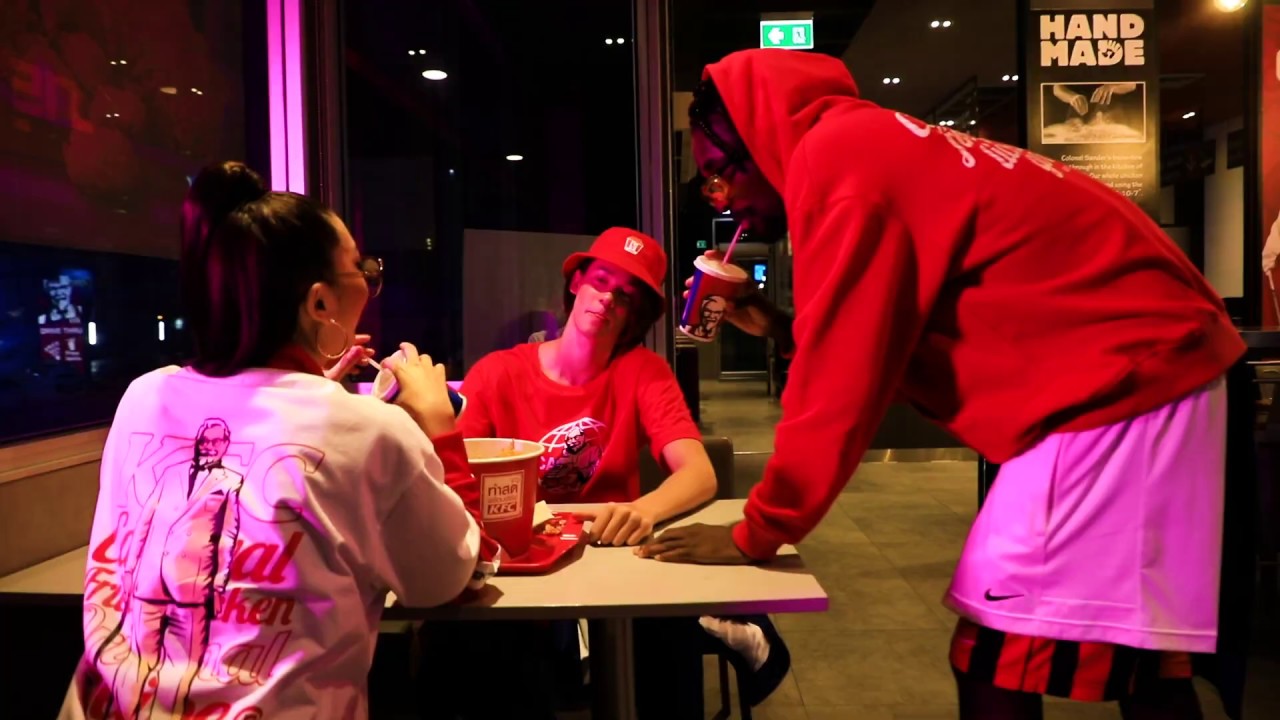 KFC X CARNIVAL LOOKBOOK VDO Ver.1 - YouTube