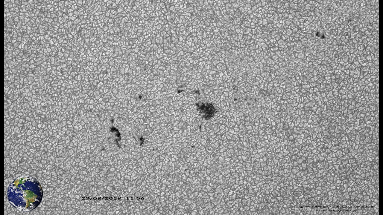 High resolution solar granulation animation during 16 minutes - YouTube